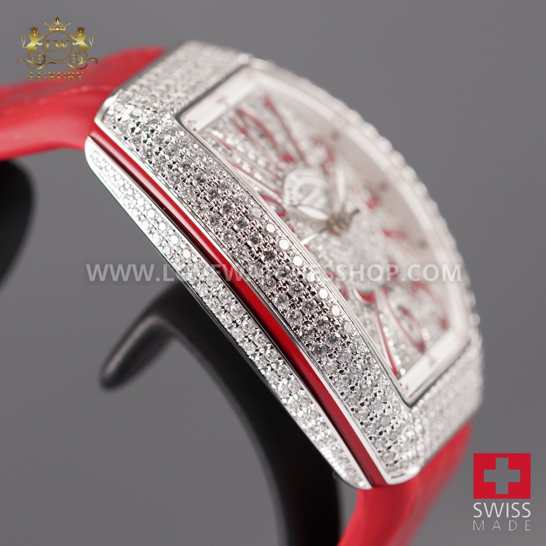 V32 RED DIAL