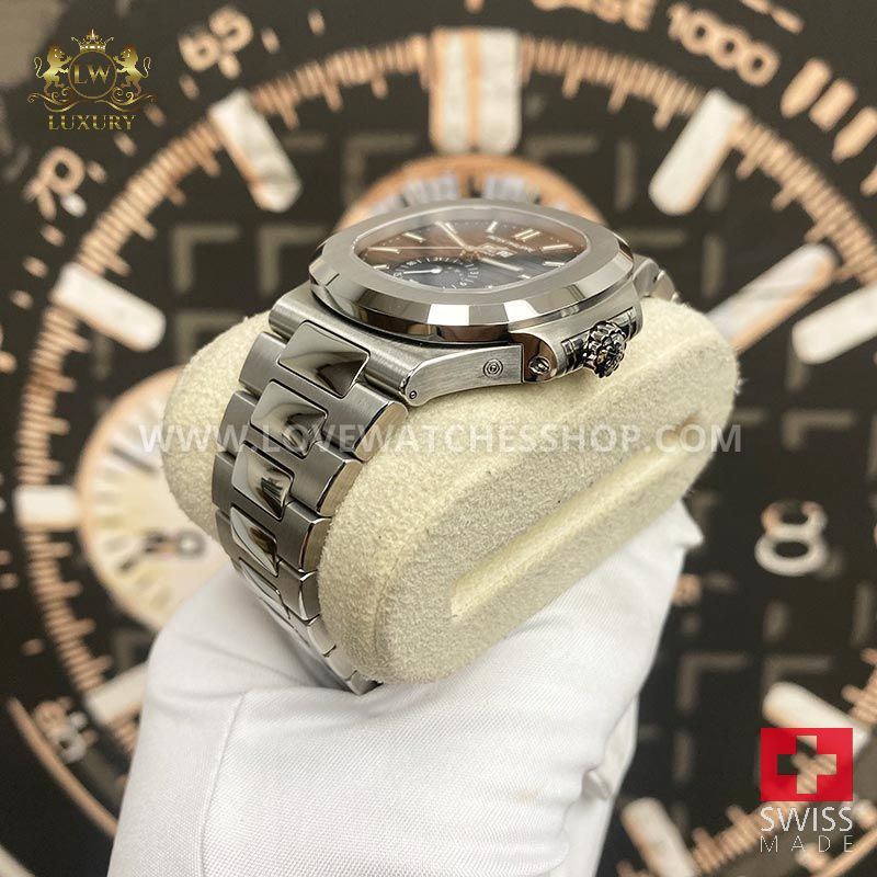 Patek Philippe Nautilus Annual Calendar Moon Phase 40mm 5726-1A-014 ...